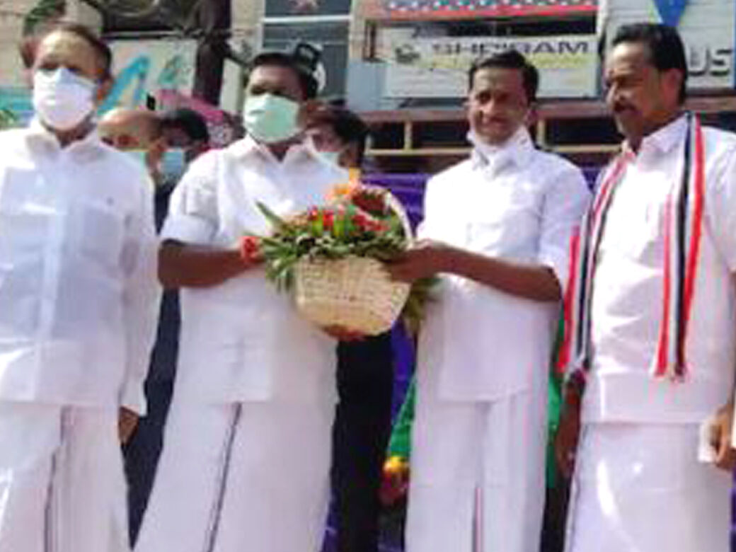 முதலமைச்சர் முன்னிலையில் அ.தி.மு.க.வில் இணைந்த திமுக மாநில நிர்வாகி ...